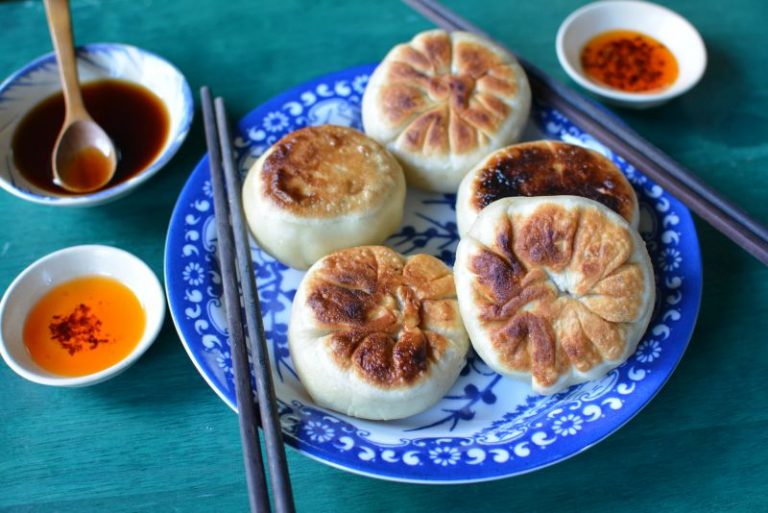 Chinese Beef and Celery Hearts Meat Pies Recipe (Xian Bing) - Viet ...