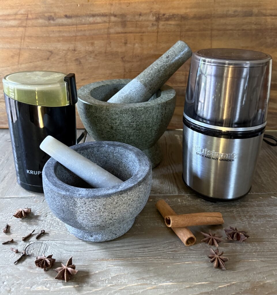 A Spice Grinder Buying Guide 2025 - Viet World Kitchen